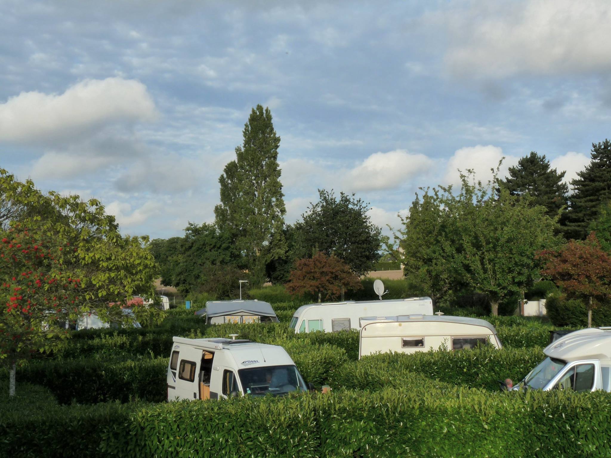 Emplacements – Camping municipal Le Vieux Châtel**